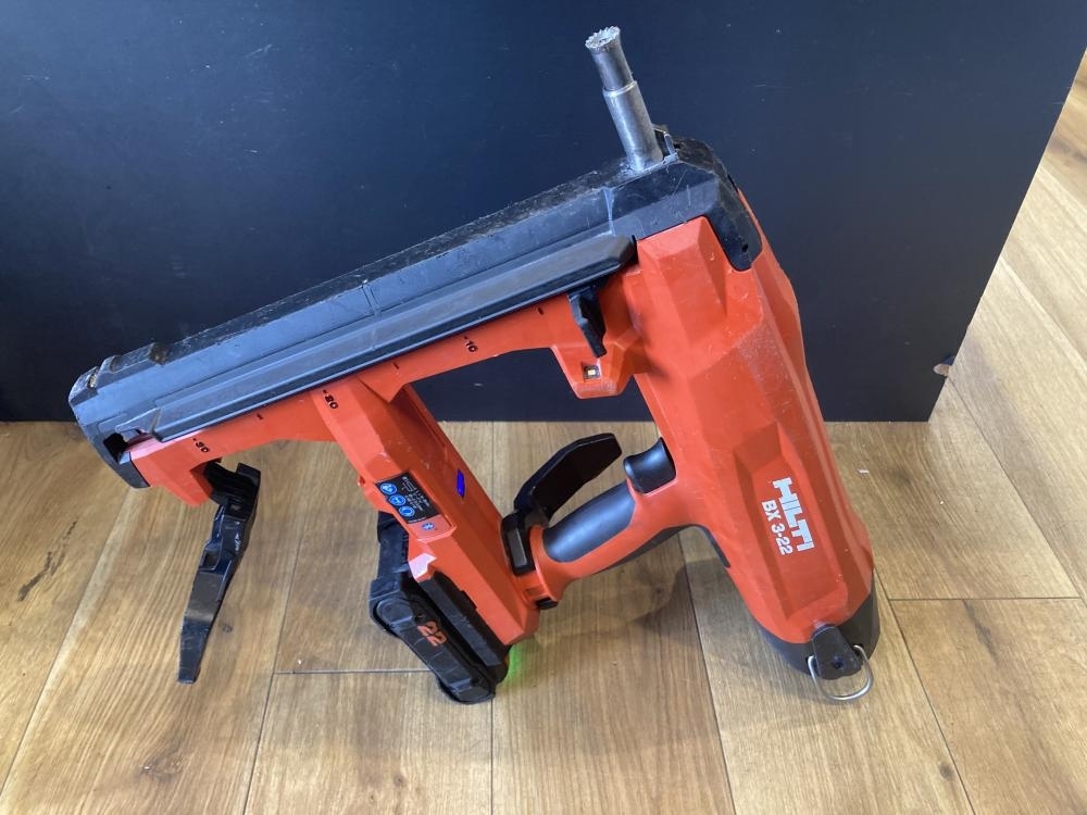 【買取実績】HILTI 充電式コンクリート鋲打ち機 BX3-22+B22-55[千葉県千葉市]千葉幕張店HILTI 充電式コンクリート鋲打ち機 ...